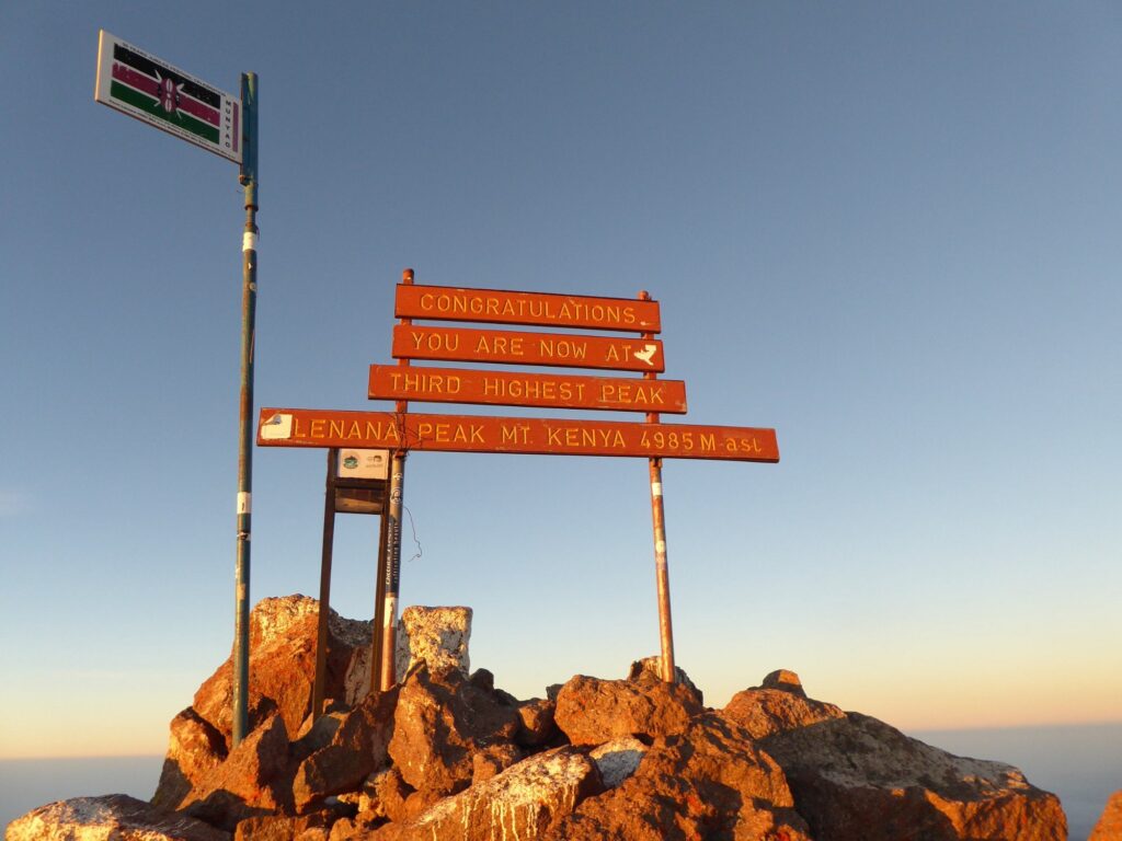 point-lenana-the-third | Self Drive Kenya